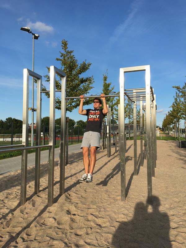 RVS optrek stang vooraanzicht | IJslander | Urban sport and play solutions